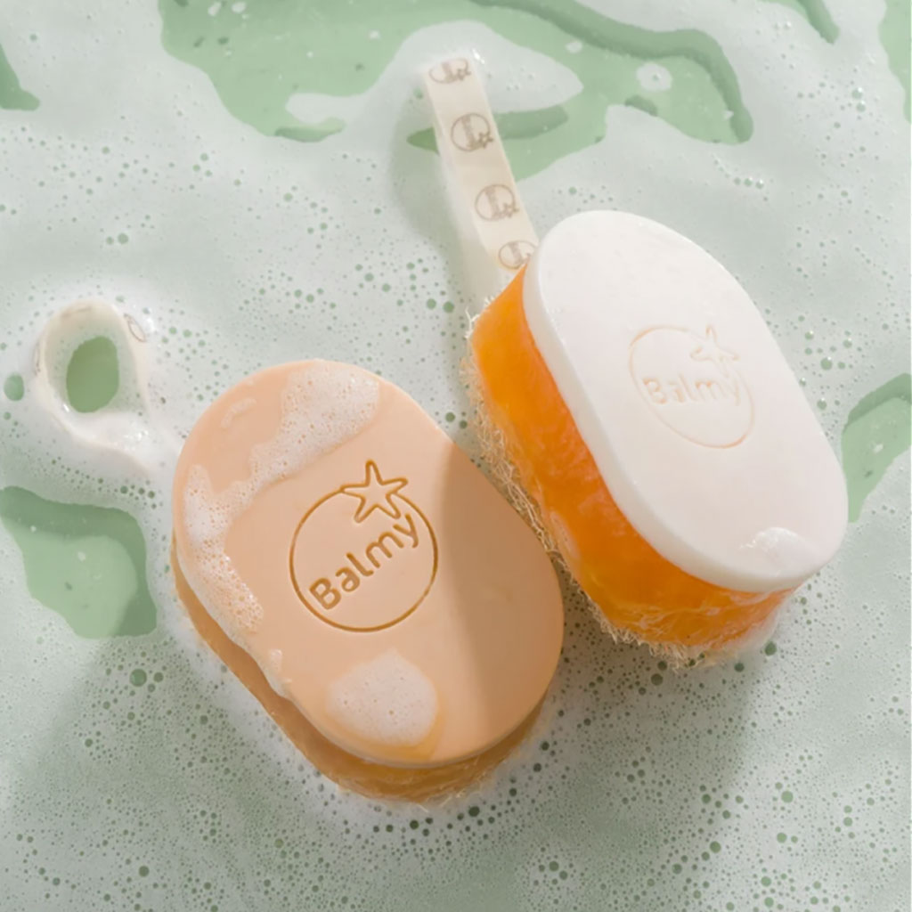 Fresh Coconut And Soft Vanilla Soap With Natural Loofah